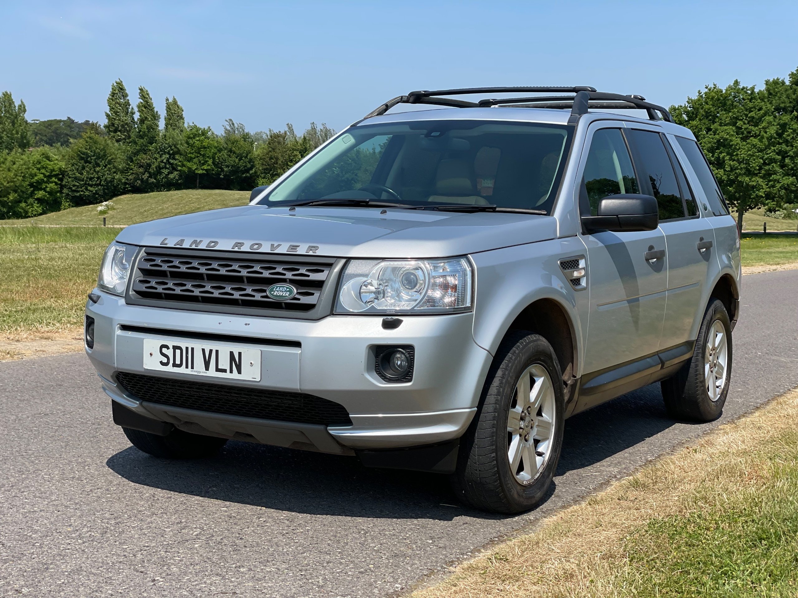 Sold 2011 Land Rover Freelander TD4 GS 5-Door, Fareham, Hampshire | BVS ...